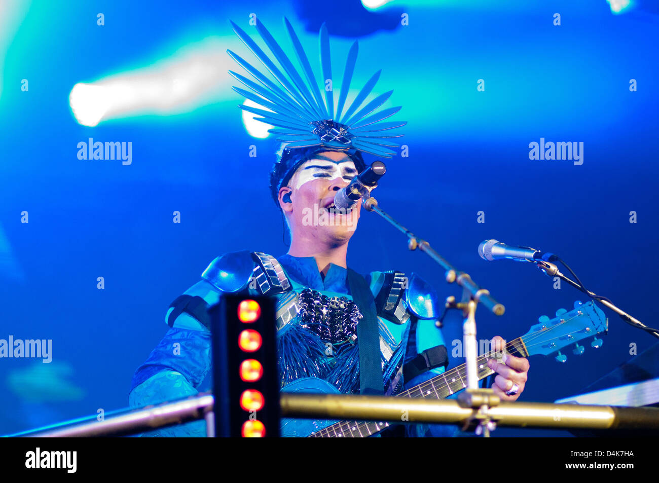 Sleepy sun band hi-res stock photography and images - Alamy