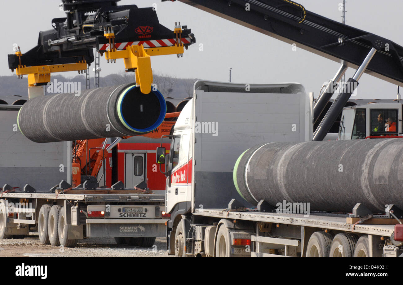 The first steelpipes for the 1,200-kilometres long Baltic Sea gas ...