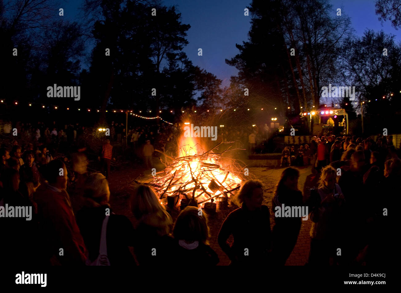 An Easter fire burns in Berlin, Germany, 12 April 2009. Easter fires ...