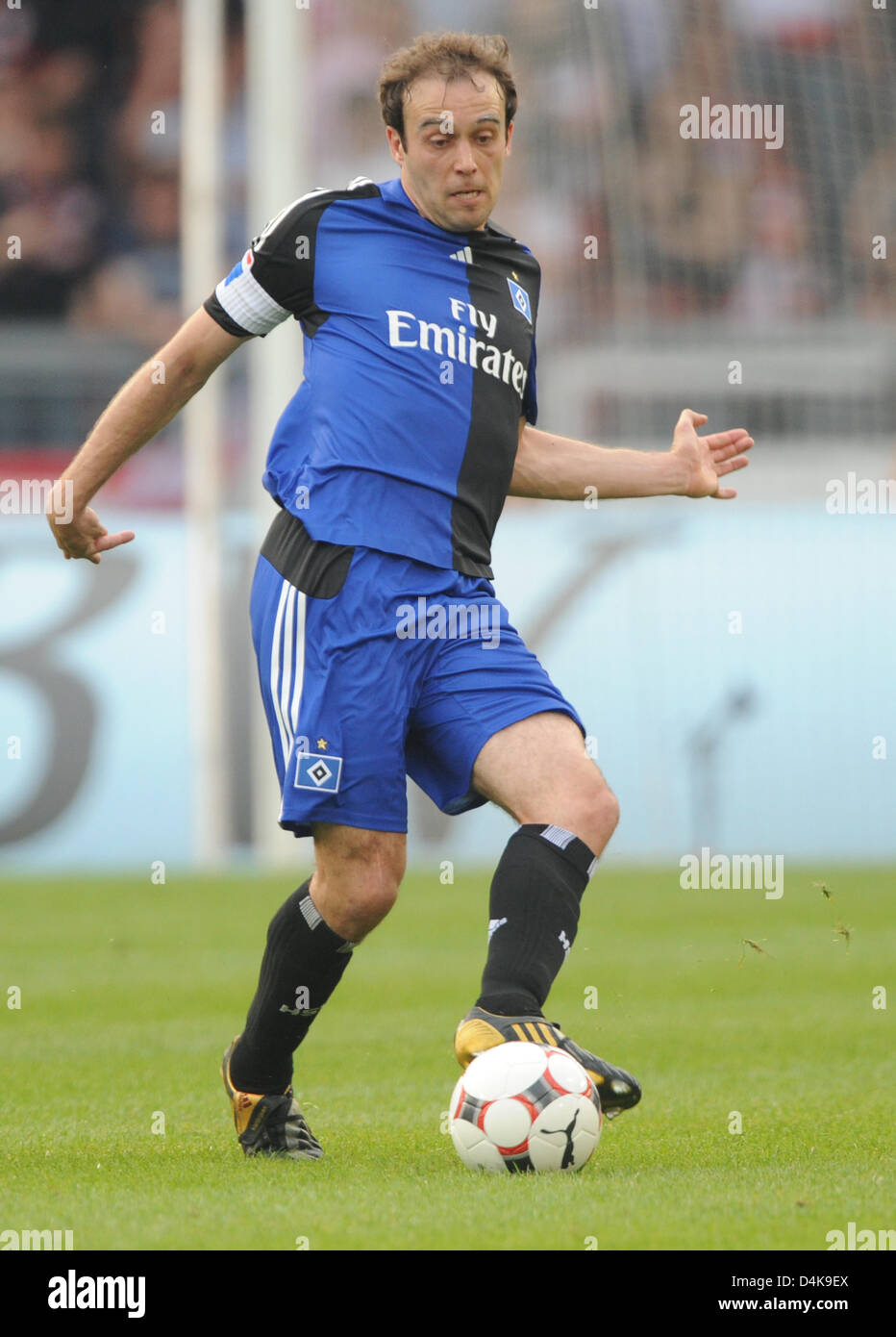 Hamburg?s Joris Mathijsen shown in action during the Bundesliga match ...