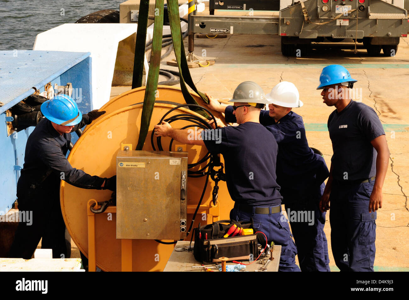 Coast Guard Cutter Oak High Resolution Stock Photography and Images - Alamy