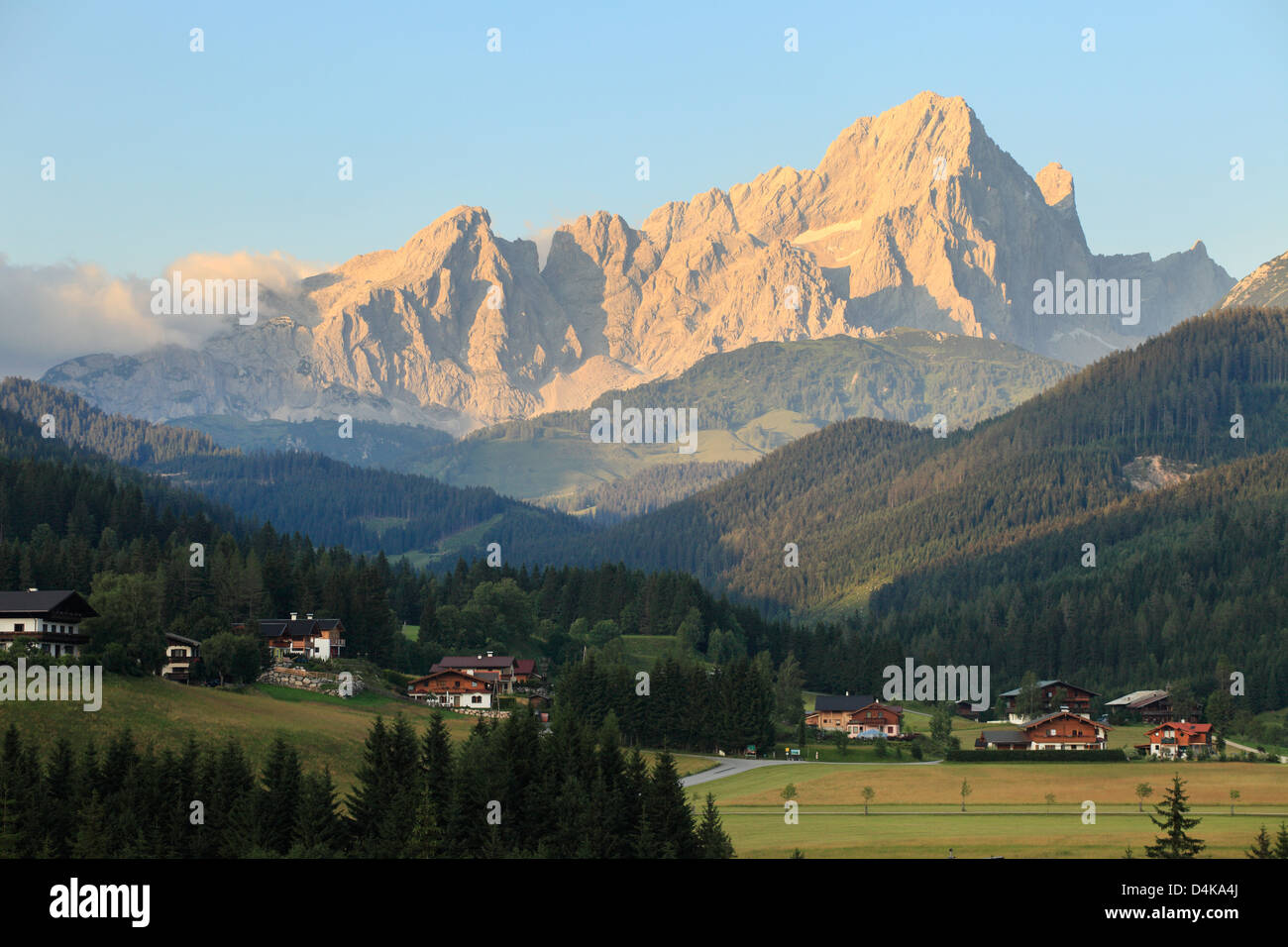 Filzmoos Buildings High Resolution Stock Photography and Images - Alamy