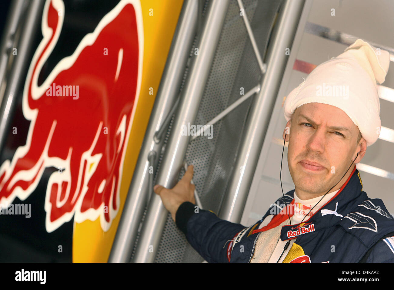 Red bull chinese grand prix 2009 hi-res stock photography and images ...