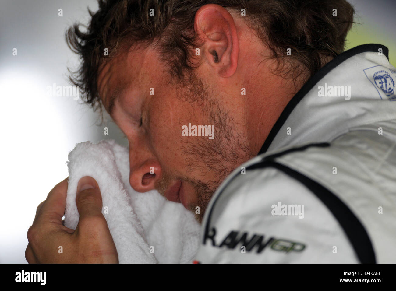 Face brawn hi-res stock photography and images - Alamy