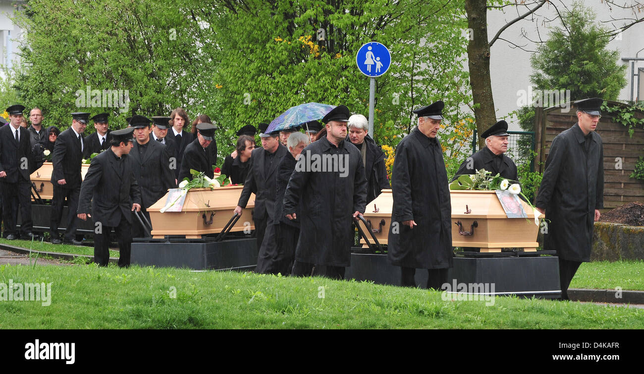 Four coffins hi-res stock photography and images - Alamy
