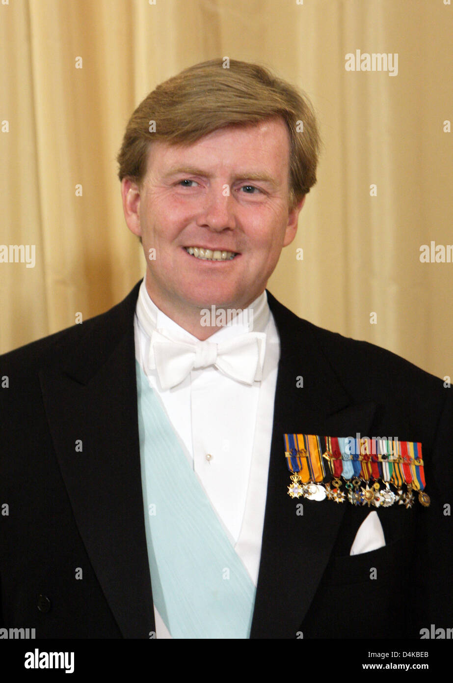 Dutch Crown Prince Willem-Alexander poses for an official picture prior ...