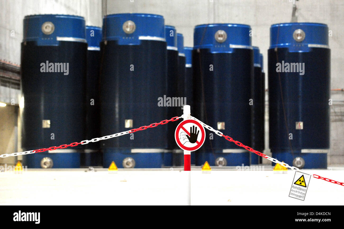 Cask storage of nuclear waste hi-res stock photography and images - Alamy