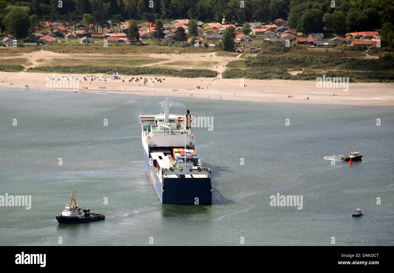 Swedish cargo ship ?TransPulp? stranded in Luebeck, Germany, 07 July ...