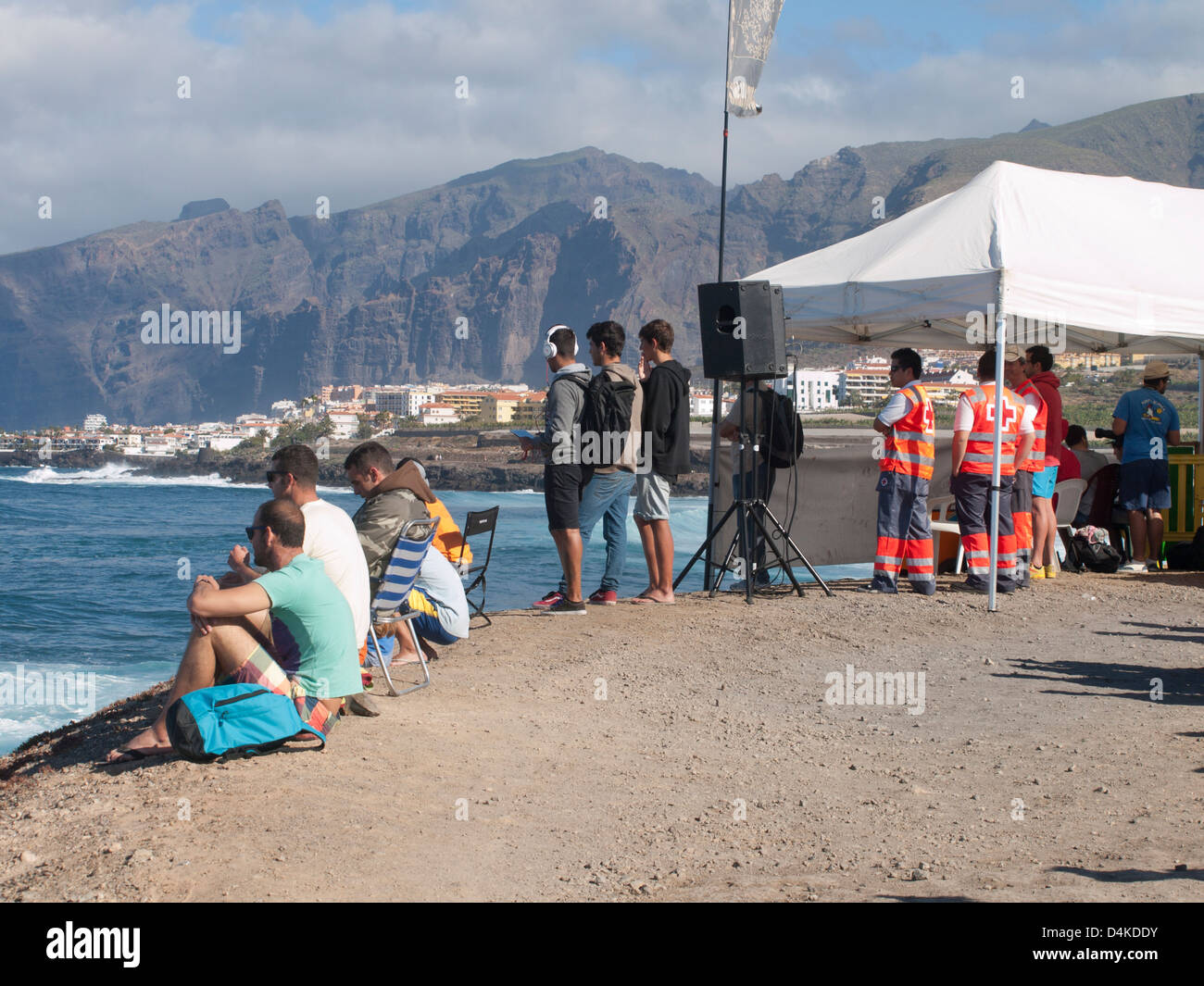 Spectators and support personnel at a surfing competition in Tenerife ...