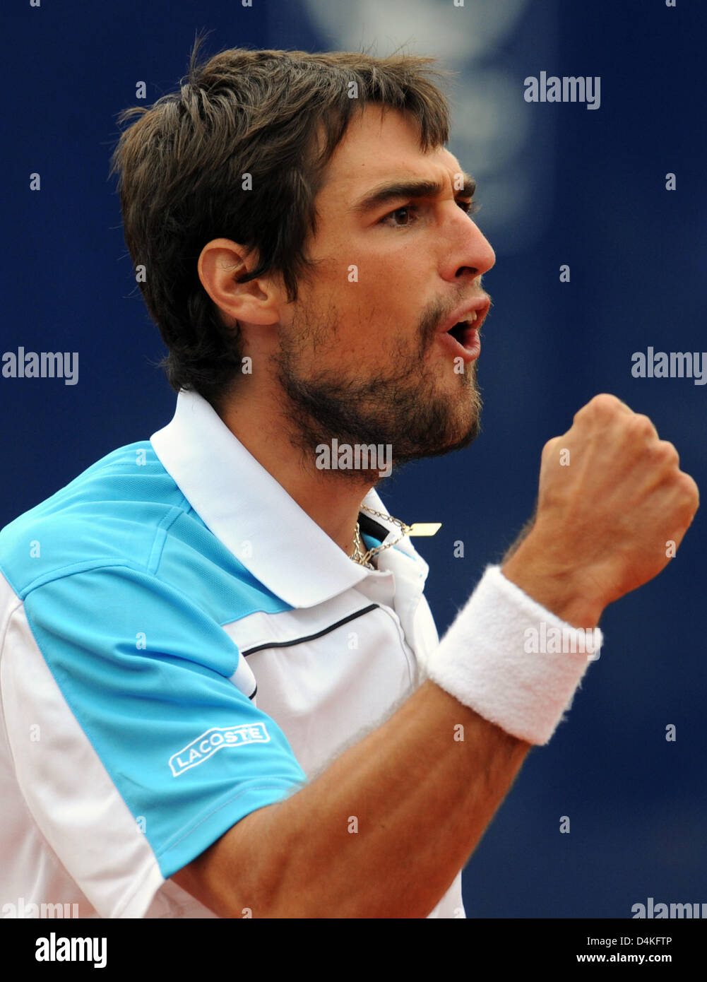 France?s Jeremy Chardy cheers winning over Germany?s Nicolas Kiefer ...