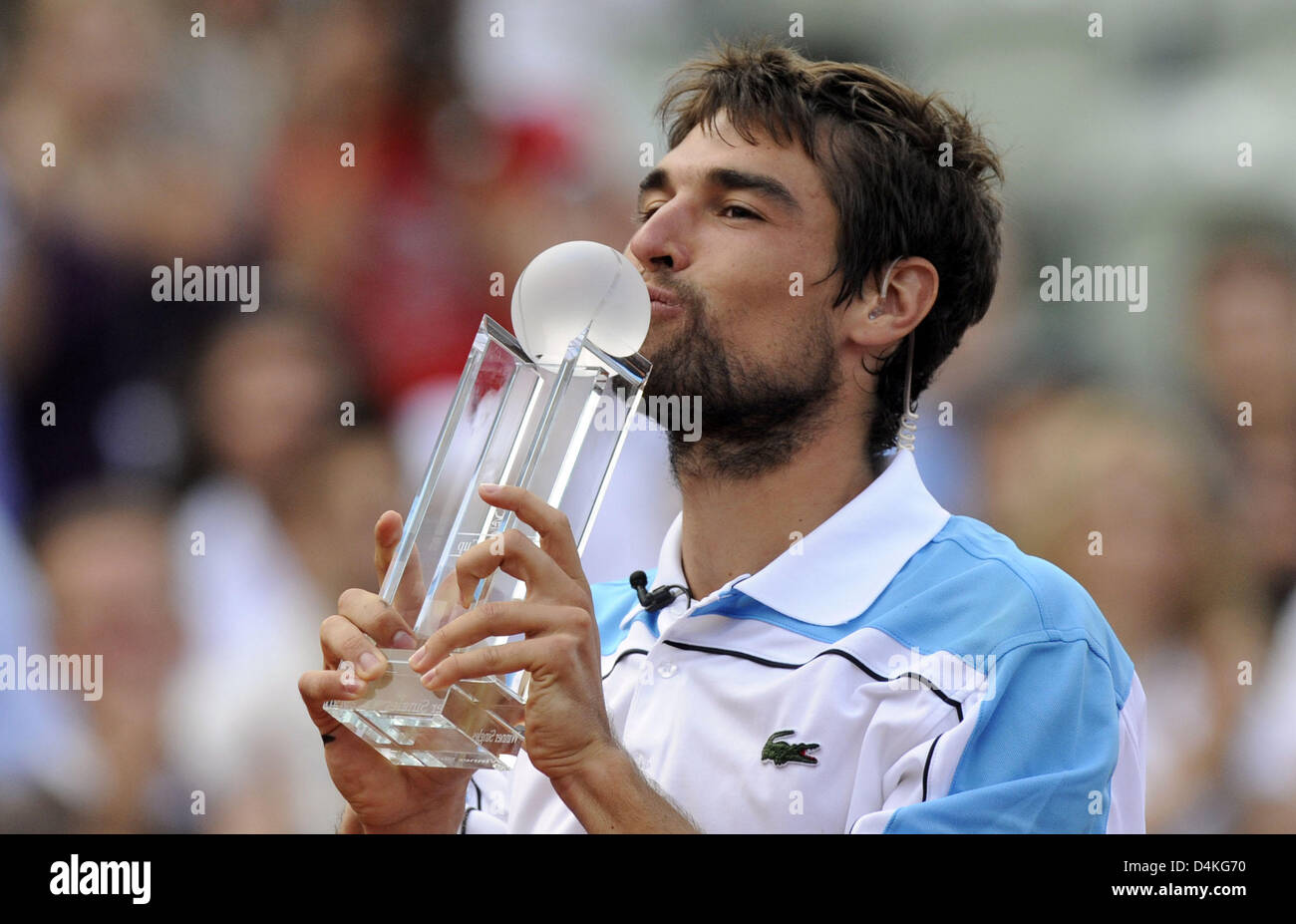 France?s Jeremy Chardy celebrates winning over Romania?s Victor Hanescu ...