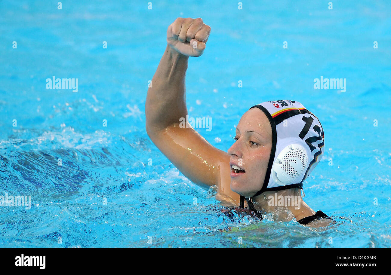 German Mandy Zollner celebrates a score in the Water Polo group D ...