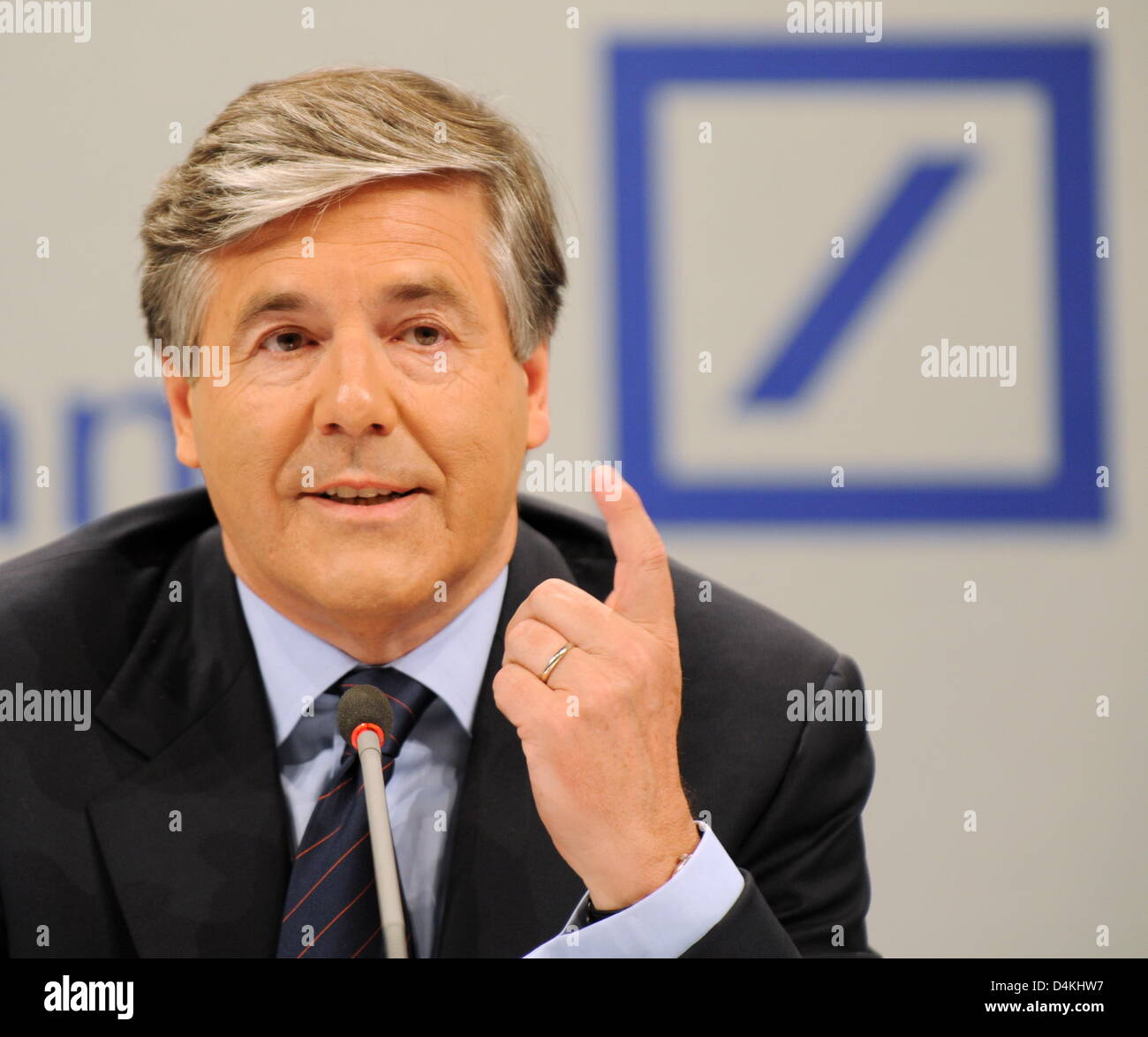 Josef ackermann ceo deutsche bank hi-res stock photography and images ...