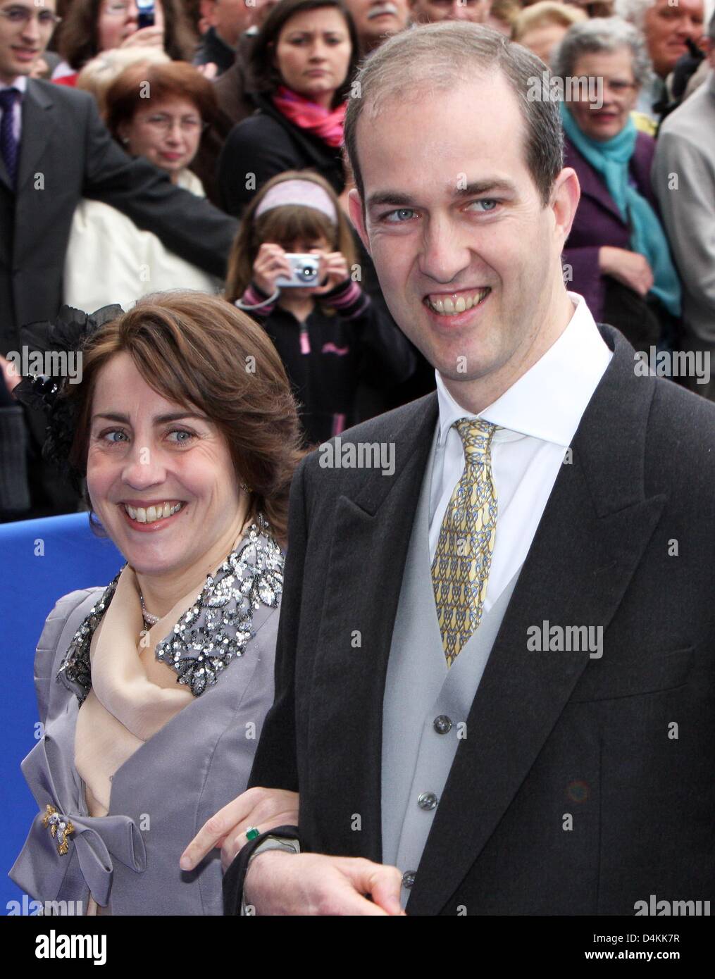 Prince Eudes of France, brother of the groom, and his wife Princess ...