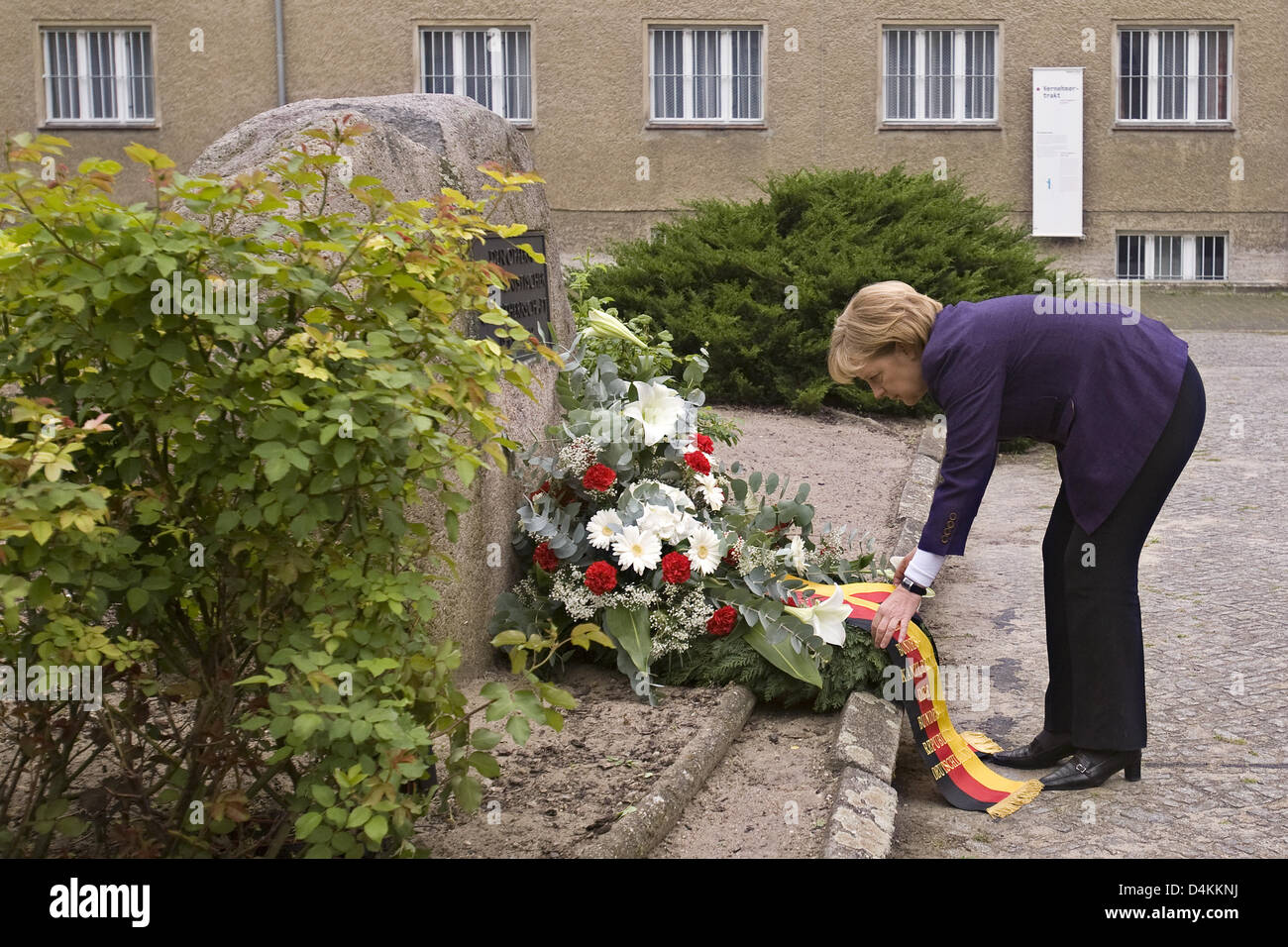 German Chancellor Angela Merkel visits former GDR?s state security ...