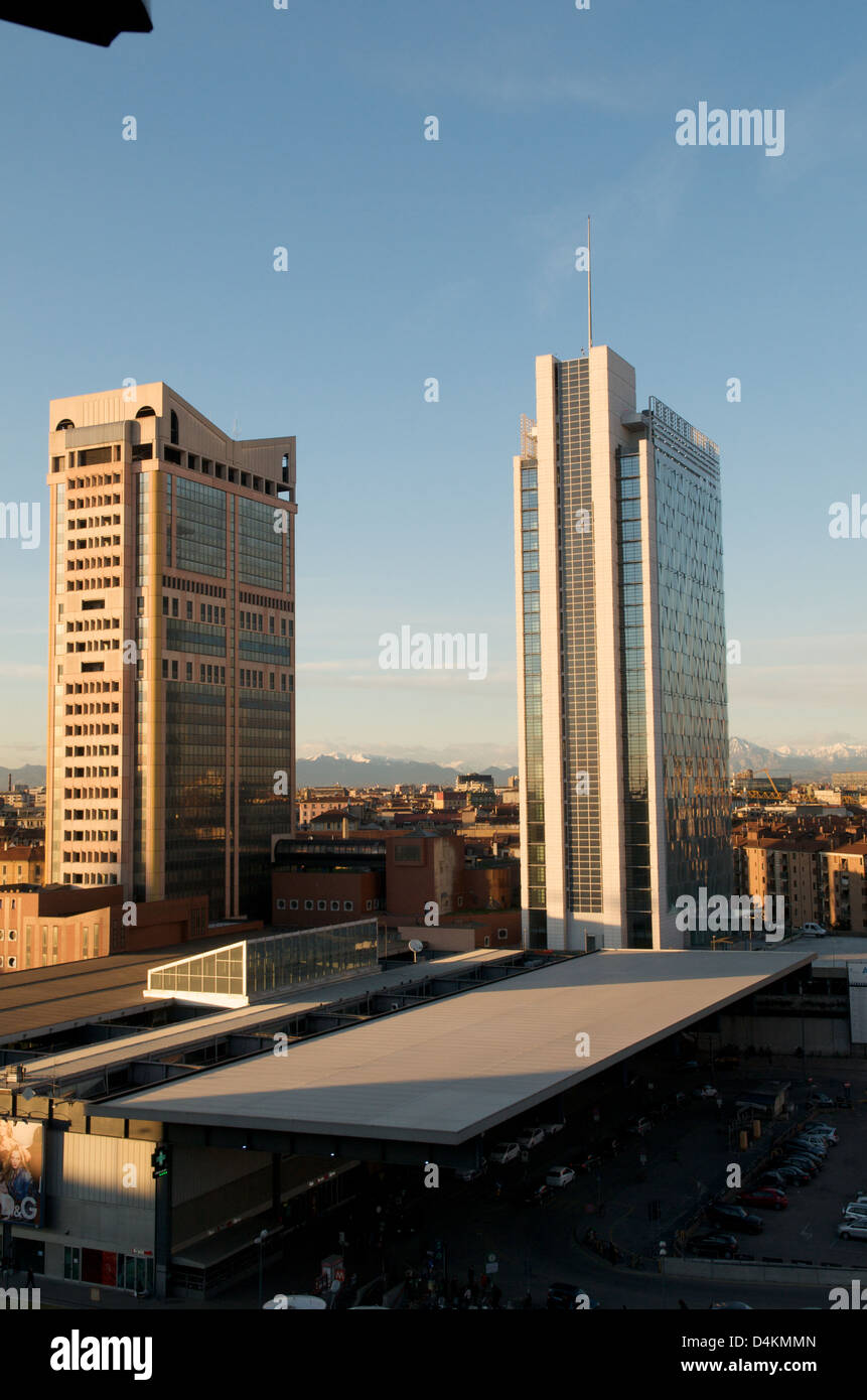 Workship building hi-res stock photography and images - Alamy