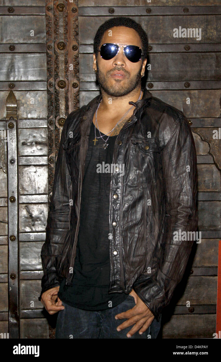 US musician Lenny Kravitz attends a photocall for the film ?Precious ...