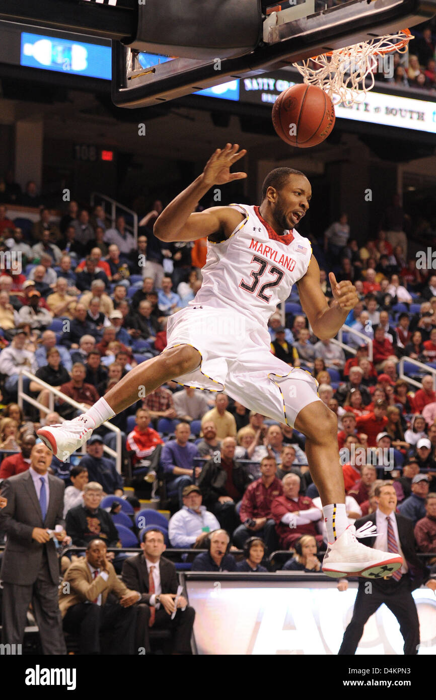 Dez wells hi-res stock photography and images - Alamy