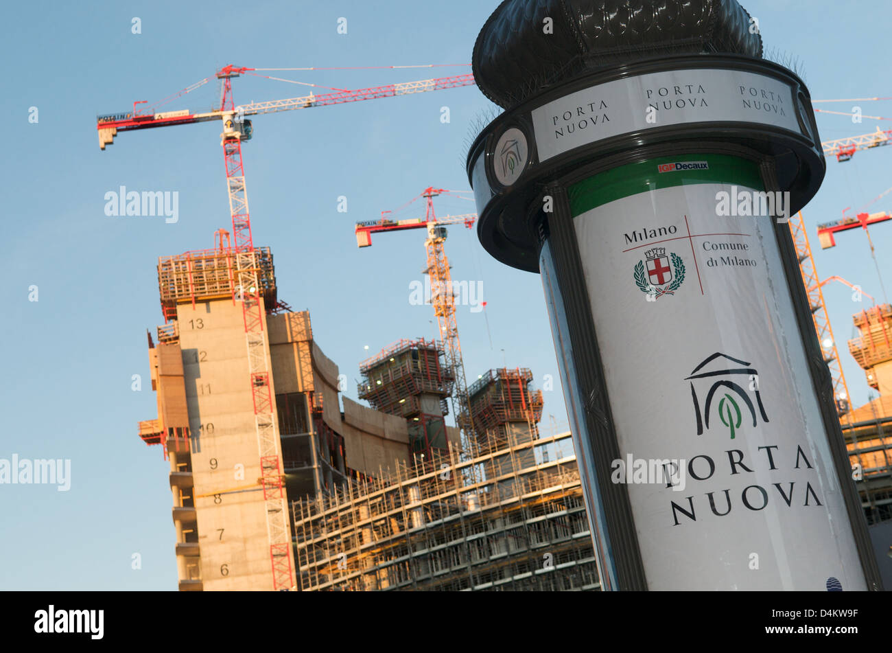 Milan, Porta Nuova buildings Stock Photo - Alamy