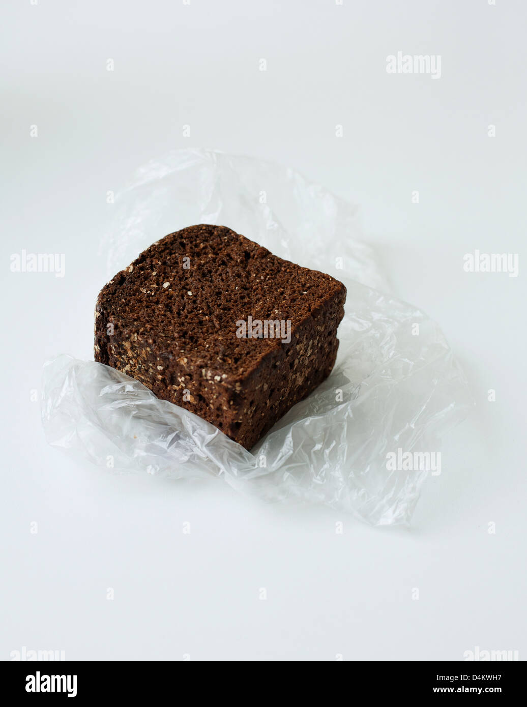 Dark rye bread hi-res stock photography and images - Alamy