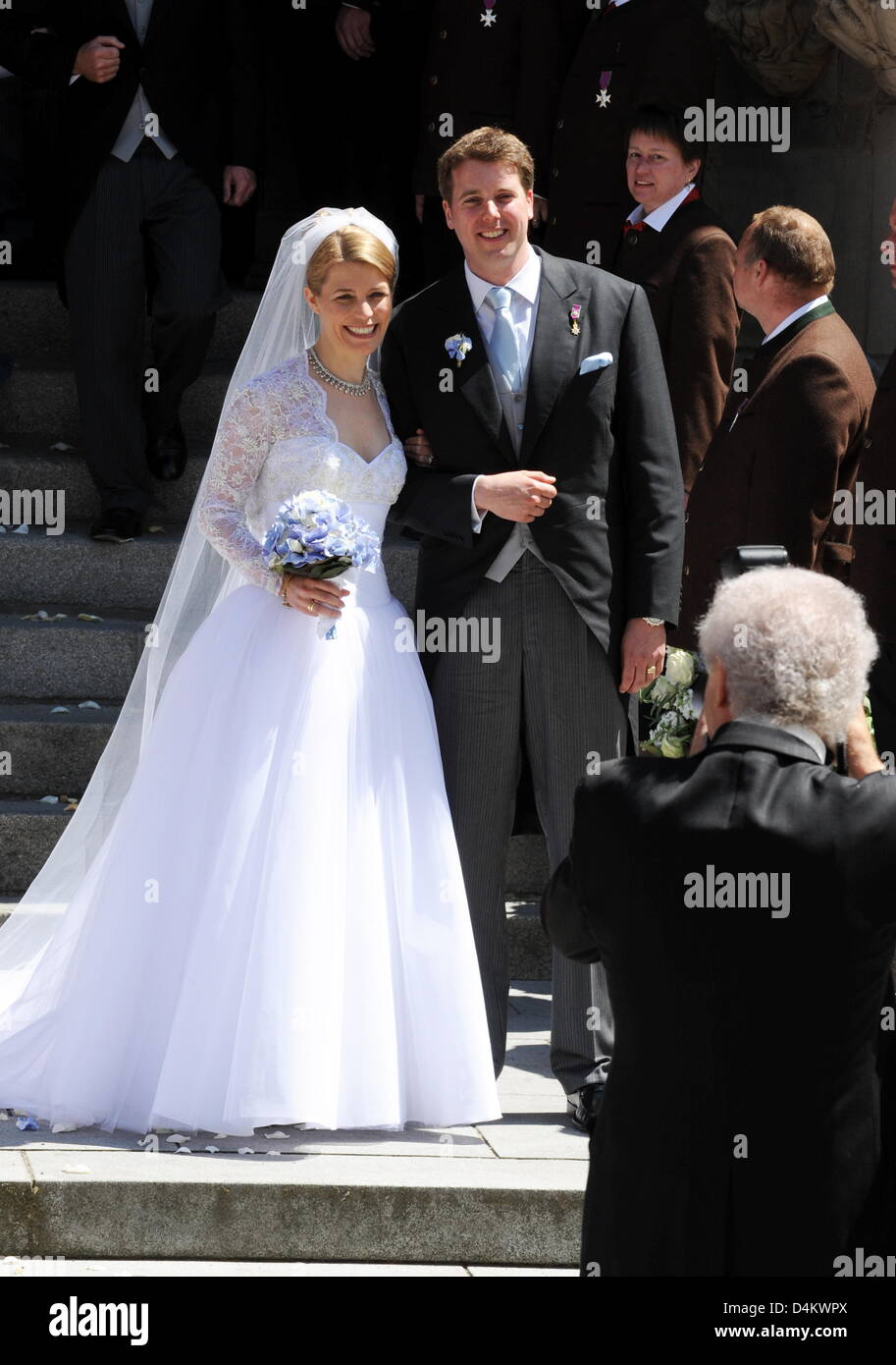 Hubertus Michael hereditary prince of Saxony-Coburg and Gotha (R) and ...