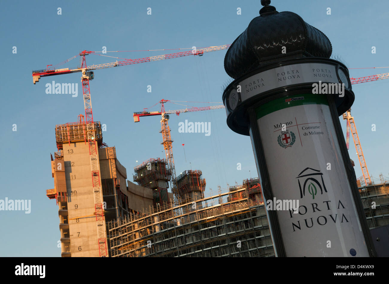 Milan, Porta Nuova buildings Stock Photo - Alamy
