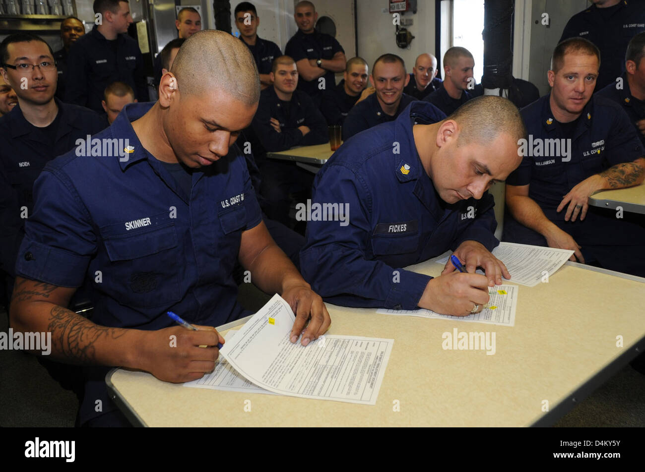 Homeland security signs hi-res stock photography and images - Alamy