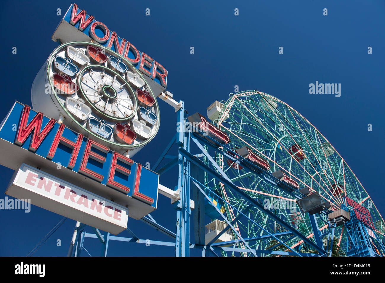 SIGN DENO'S WONDER WHEEL AMUSEMENT PARK CONEY ISLAND BROOKLYN NEW YORK ...