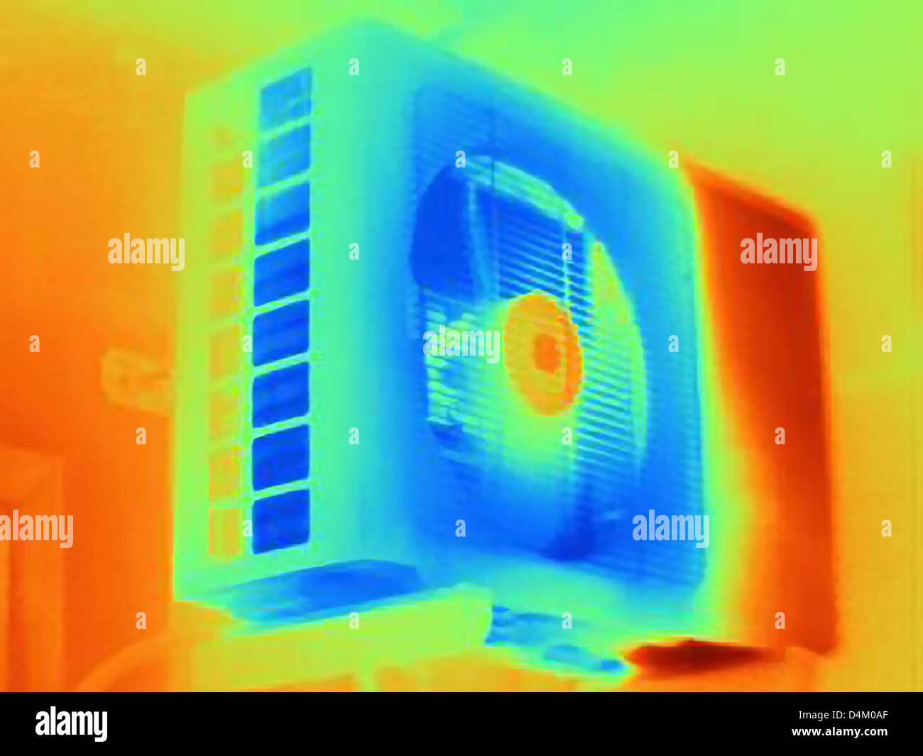 Box fan hi-res stock photography and images - Alamy