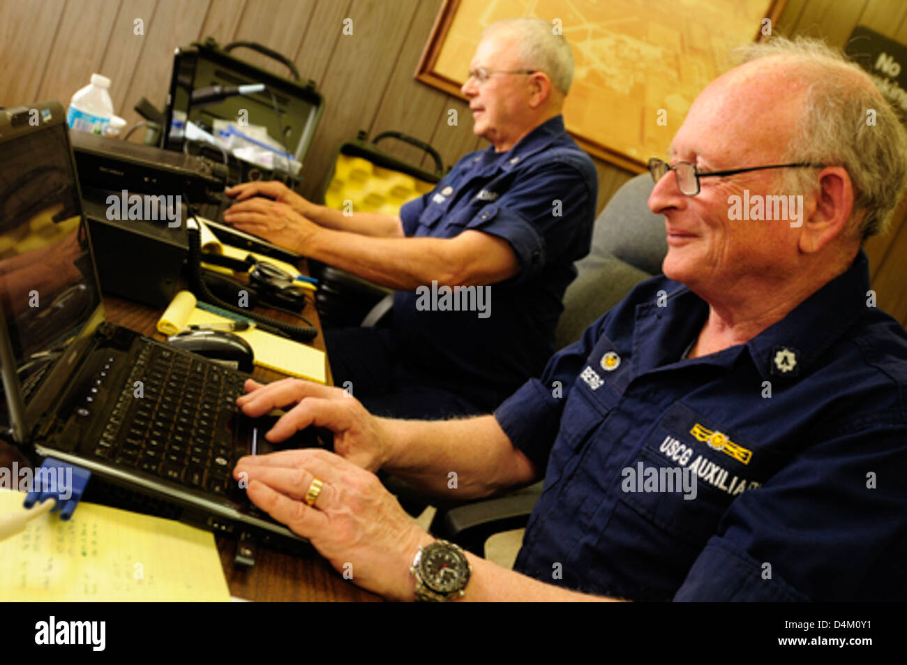 Us coast guard auxiliary hi-res stock photography and images - Alamy