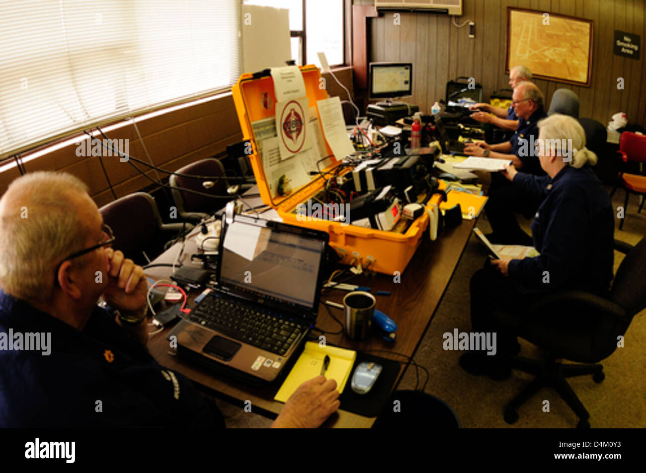 Us coast guard auxiliary hi-res stock photography and images - Alamy