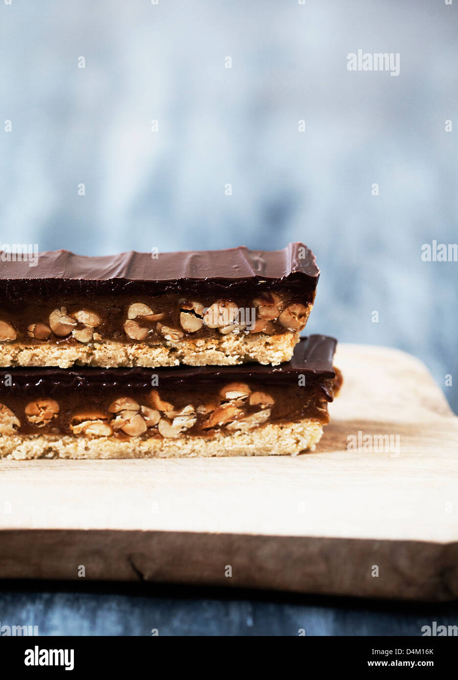 Stacked white chocolate bars hi-res stock photography and images - Alamy