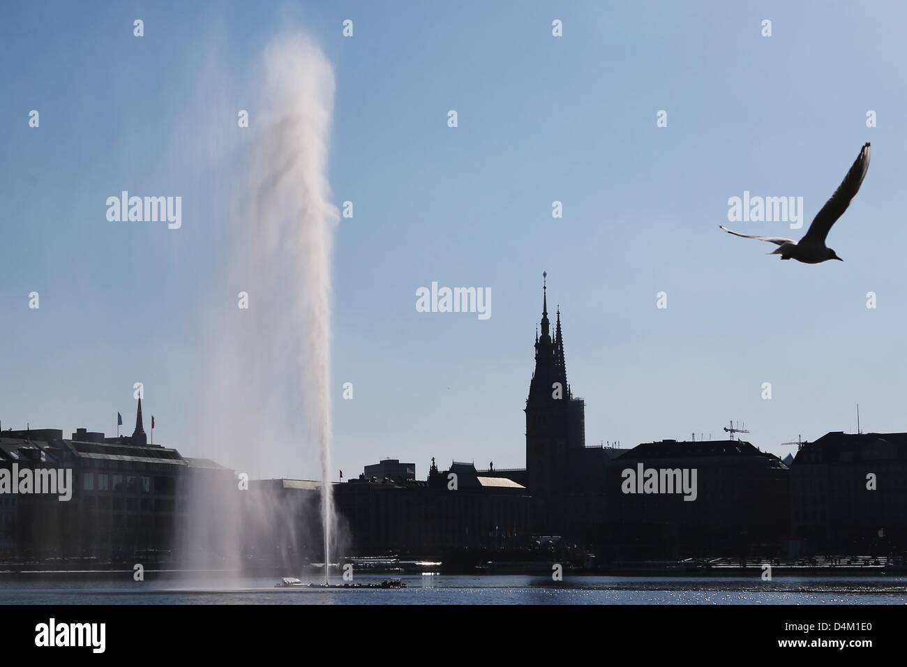 Alster Lake In Front Hamburg Stock Photos & Alster Lake In Front ...