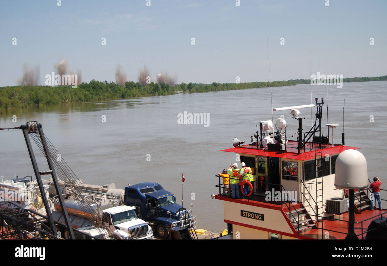Safetyzone hi-res stock photography and images - Alamy