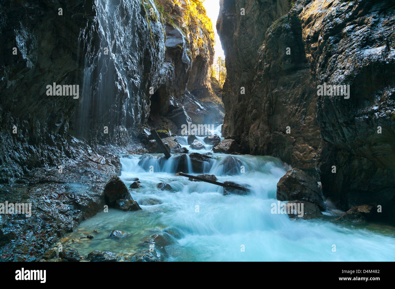 Rushing through hi-res stock photography and images - Alamy
