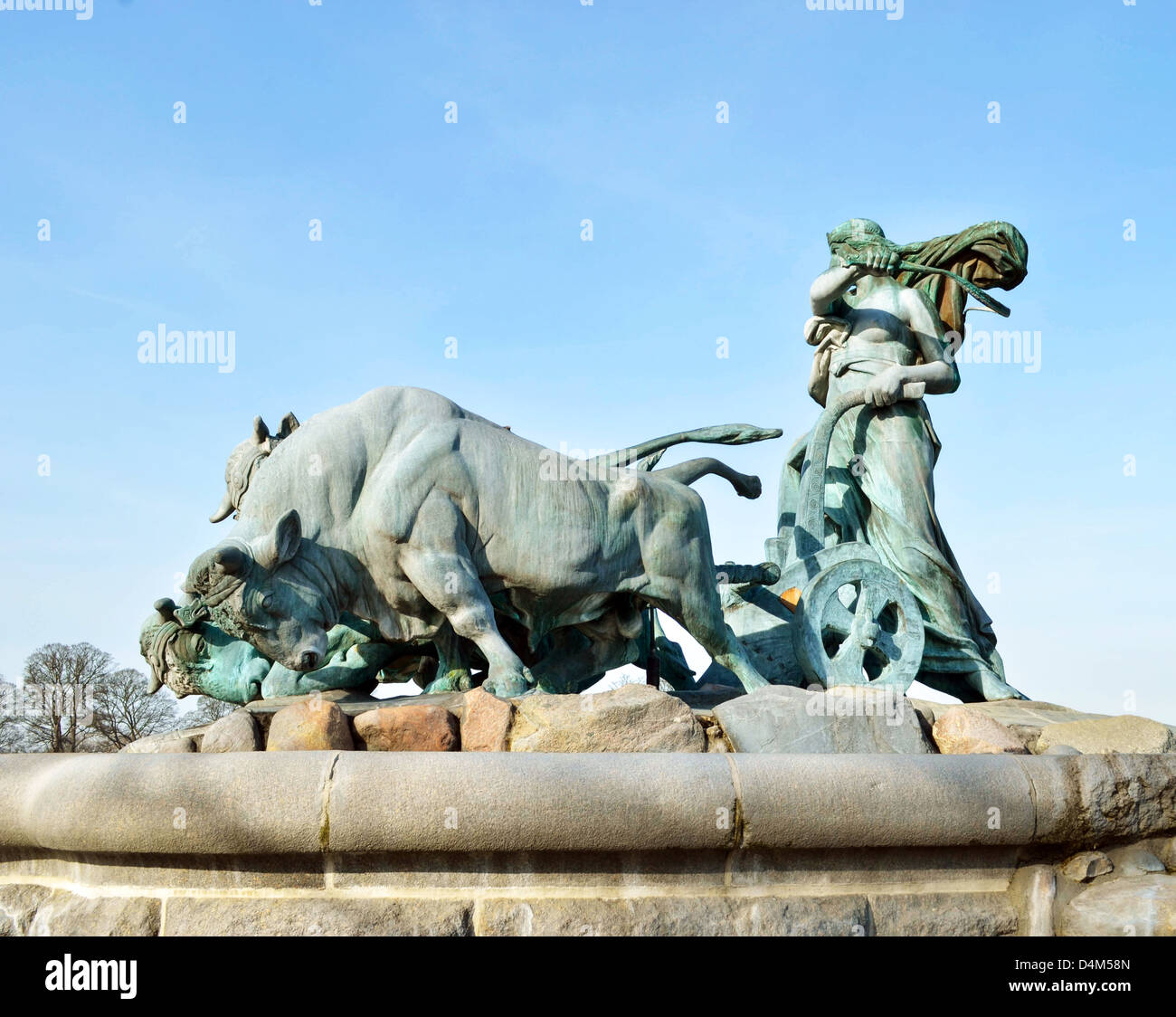 Bronze sculpture goddess gefion hi-res stock photography and images - Alamy