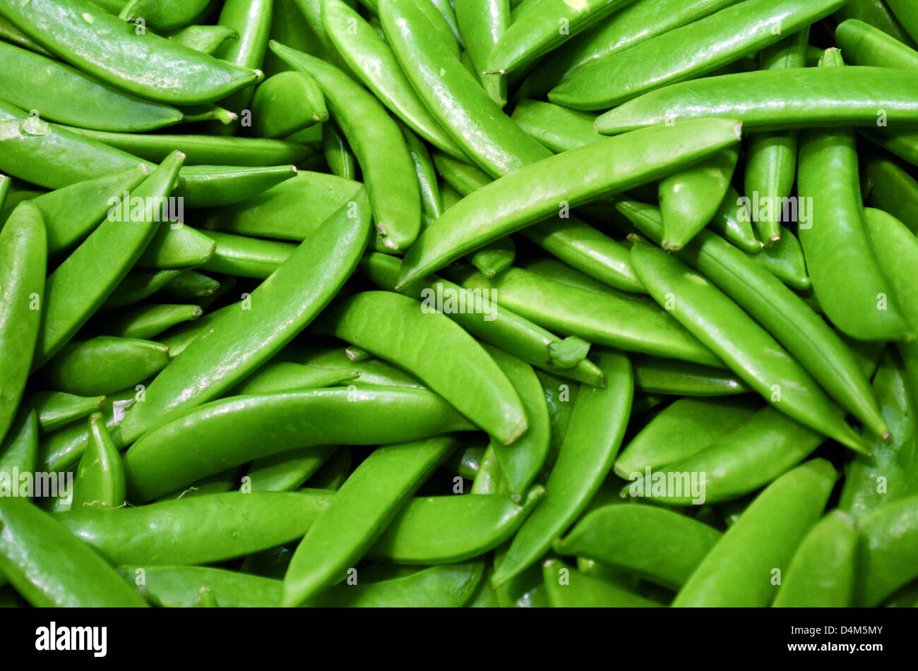 Green beans background Stock Photo - Alamy