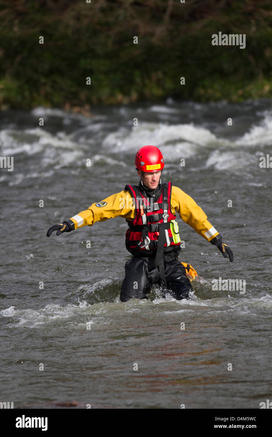 Swiftwater and Flood Rescue Technician course. Trainee Firemen at Devil ...