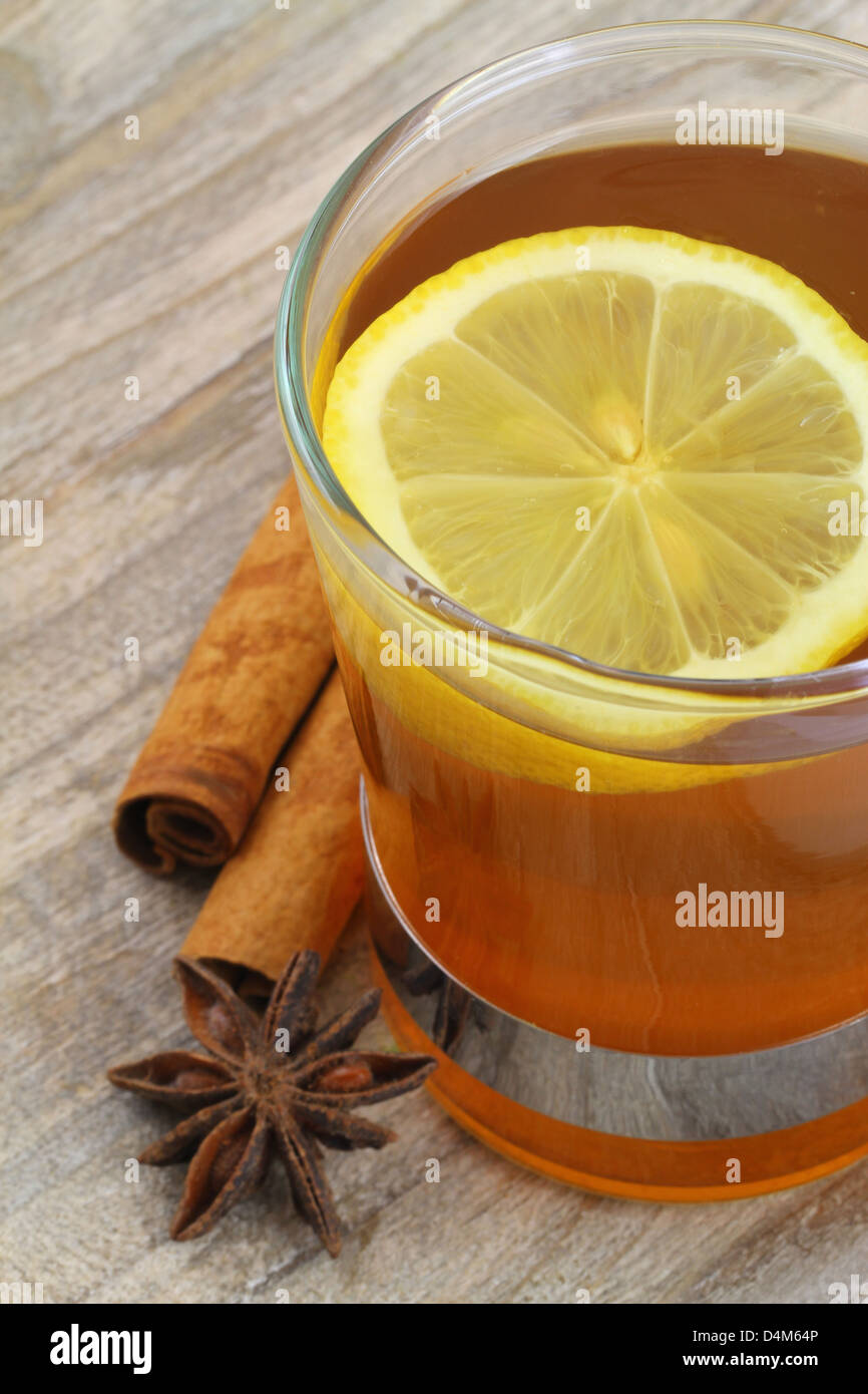 Lemon and cinnamon sticks hi-res stock photography and images - Alamy