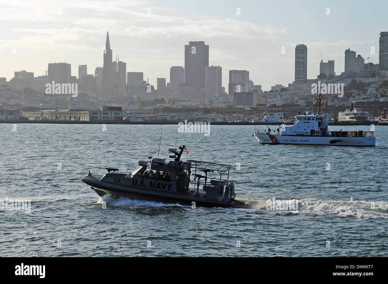Cutter tern hi-res stock photography and images - Alamy