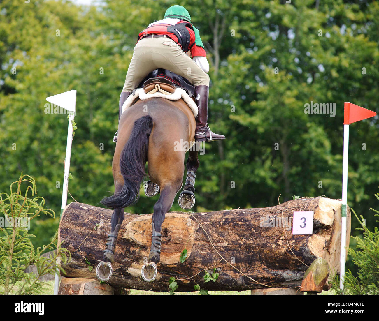 Robert Brickell jumps a fence, Gillespie Macandrew Hopetoun House Horse ...