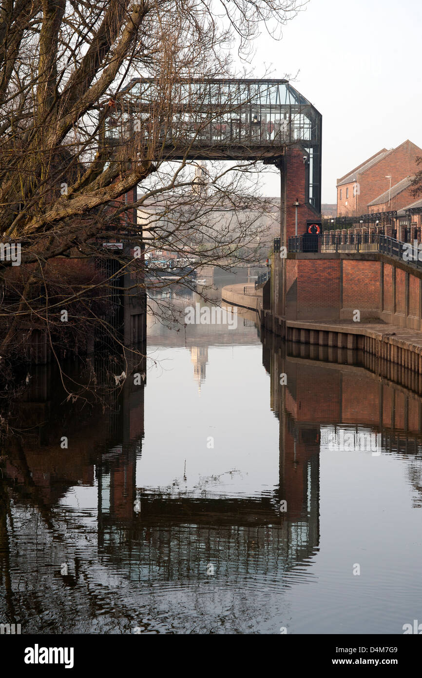 York flood defence barrier hi-res stock photography and images - Alamy