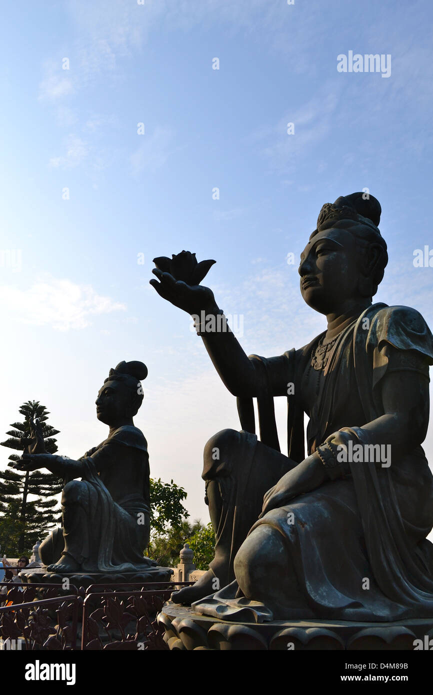 The Offering of two of the Six Devas to the Tian Tian Buddha (Big ...