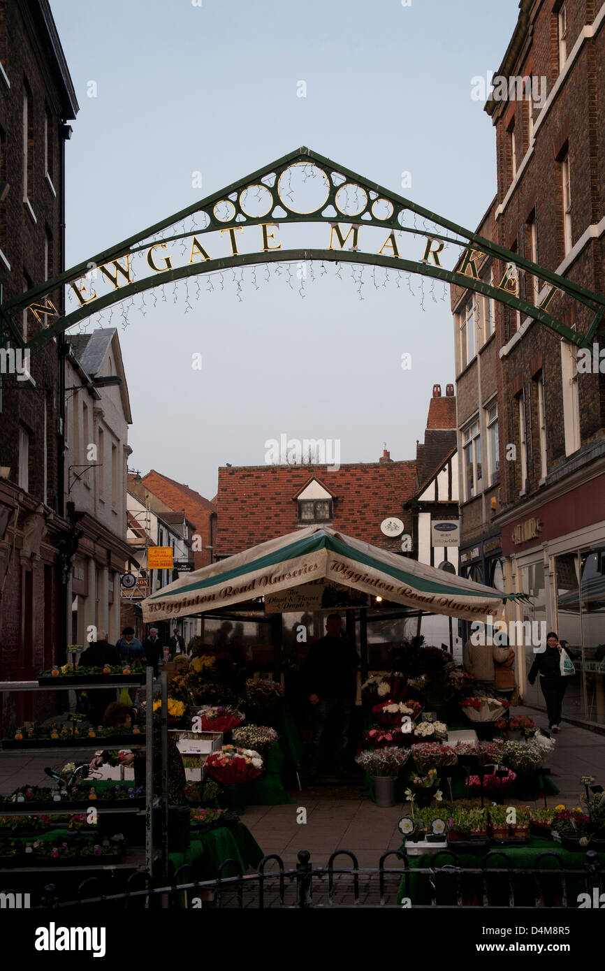 Newgate market york hi-res stock photography and images - Alamy