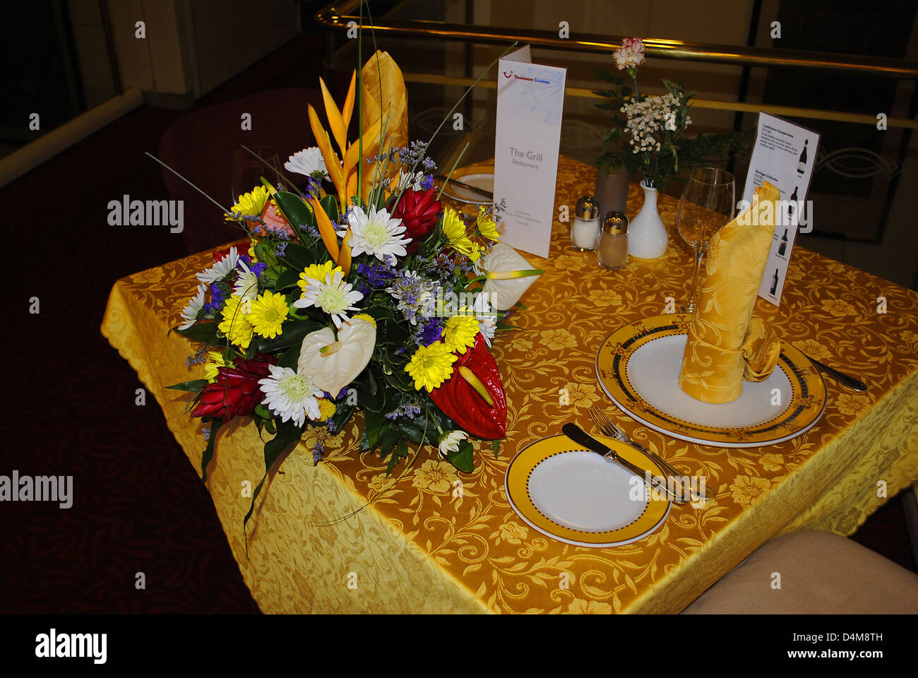 Table for two Stock Photo - Alamy