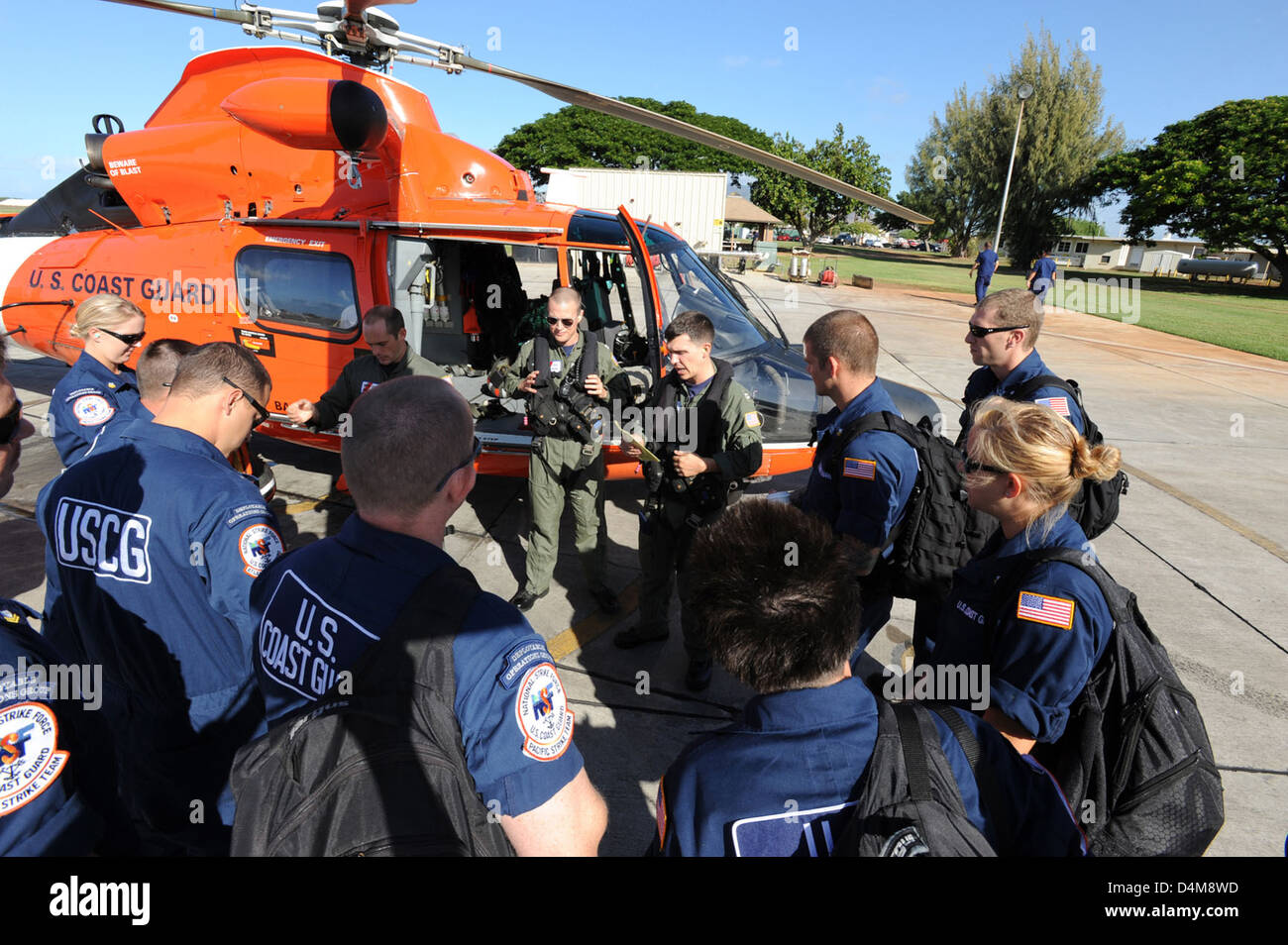 Flight briefing hi-res stock photography and images - Alamy