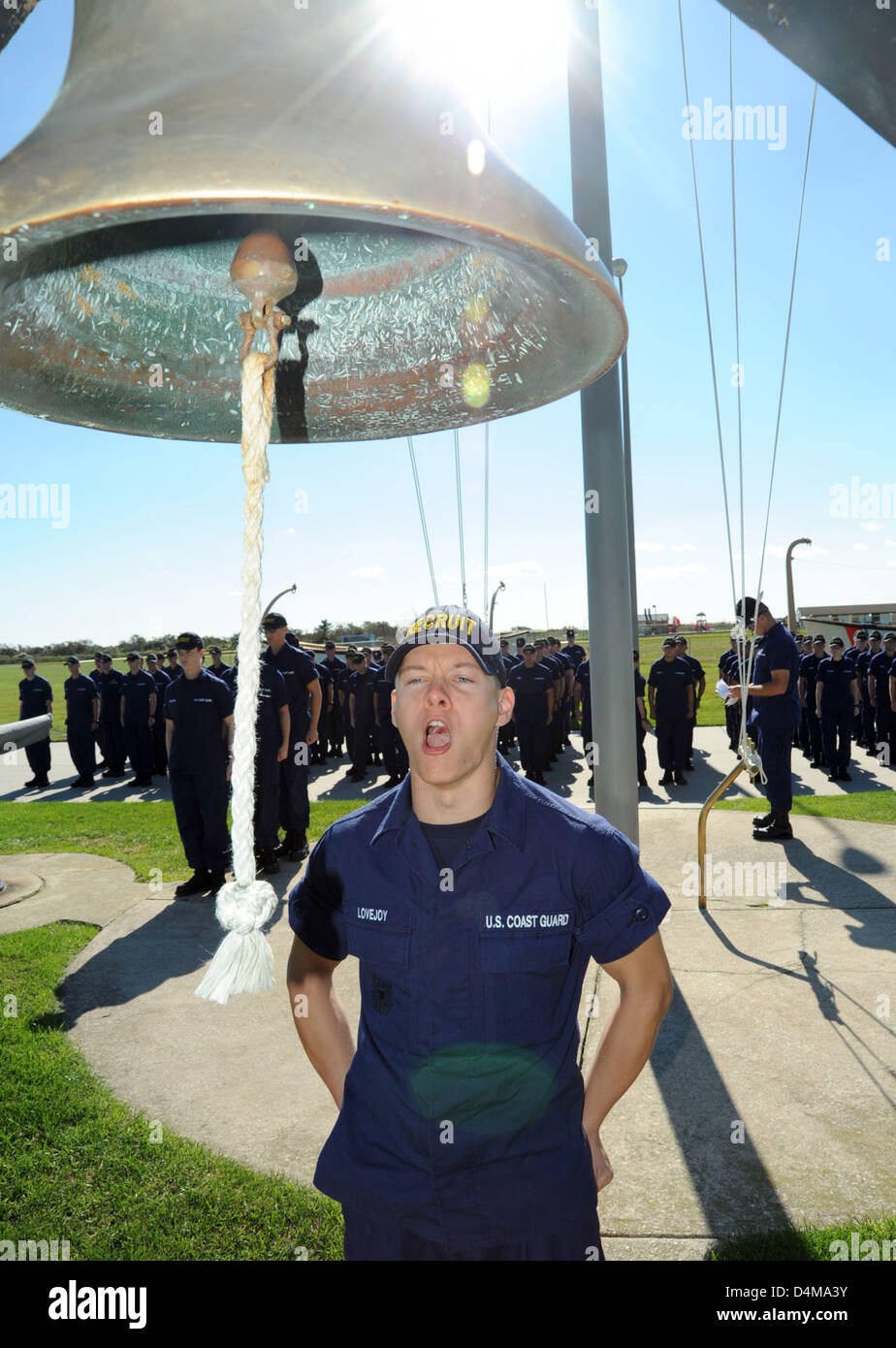 Basic combat training center hi-res stock photography and images - Alamy