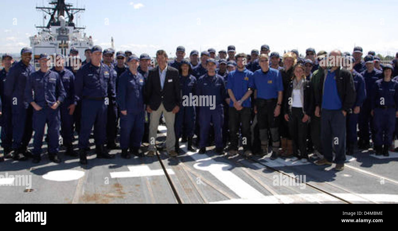 Coast guard cutter crew hi-res stock photography and images - Alamy