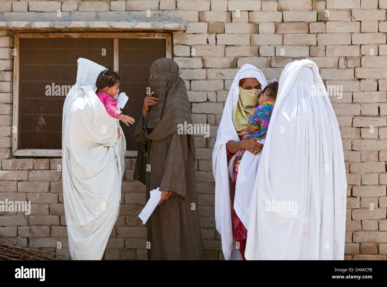 Sakeem Karbala, Pakistan, women go for hygiene education Stock Photo ...