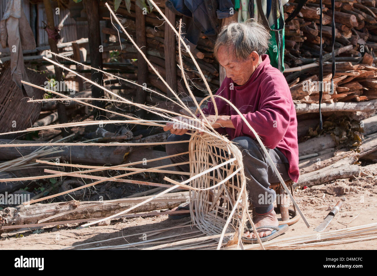 Laos basket making hi-res stock photography and images - Alamy